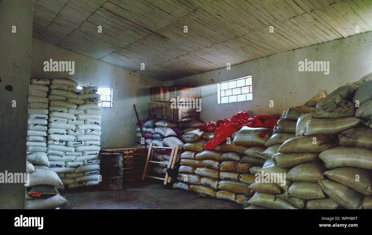 Stack of sacks hi-res stock photography and images - Alamy