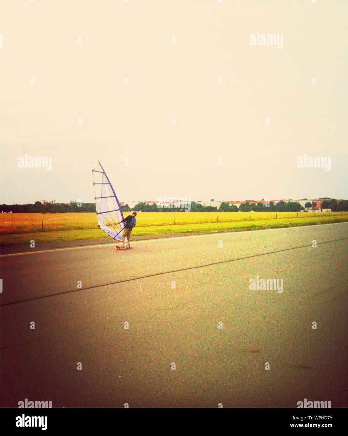 Relaxing outdoor activity hi-res stock photography and images - Alamy