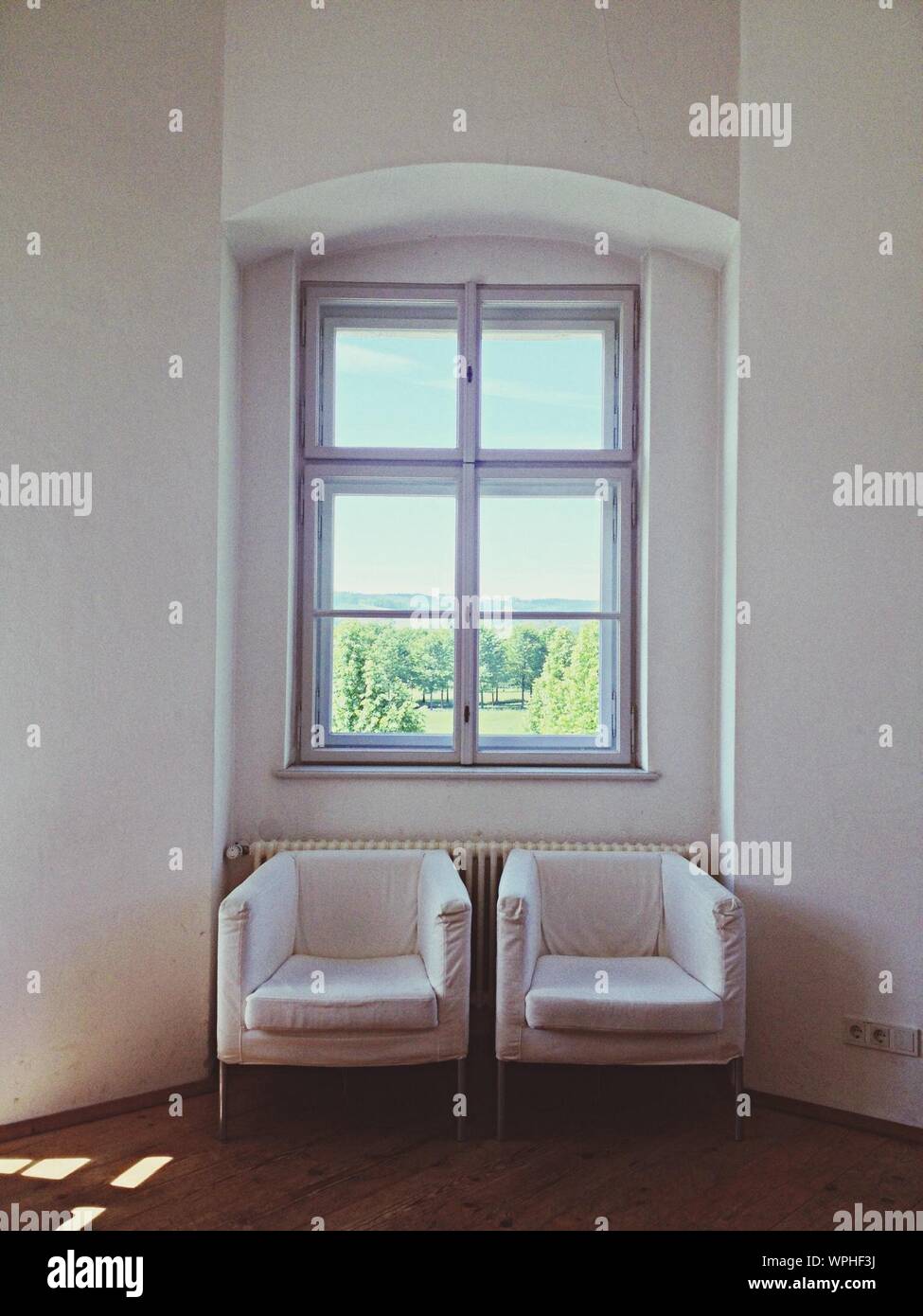 Two interior hi-res stock photography and images - Alamy