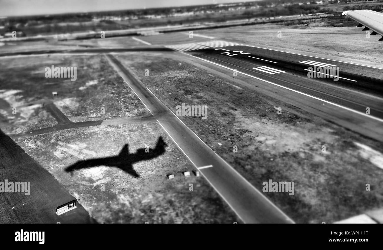 Aerial View Of Airplane Shadow Stock Photo - Alamy