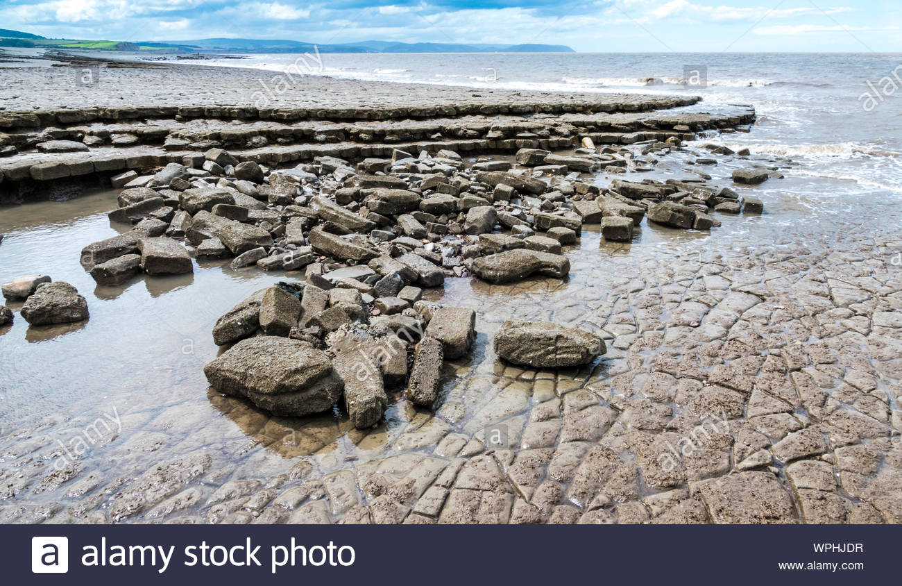 Fractures Geology High Resolution Stock Photography and Images - Alamy