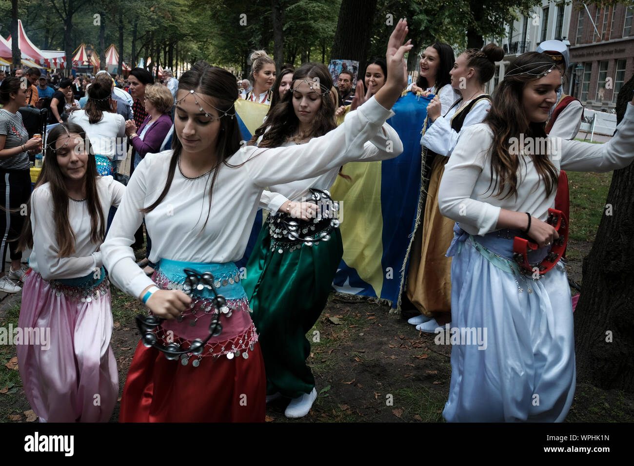 Women typical group dance hi-res stock photography and images - Alamy