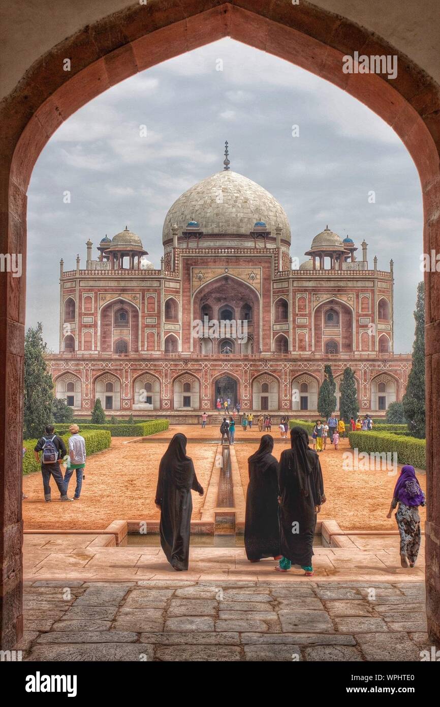 Humayun’s tomb facade hi-res stock photography and images - Alamy