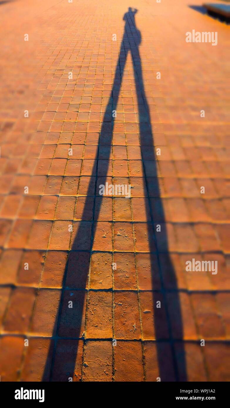 Tall shadow man hi-res stock photography and images - Alamy