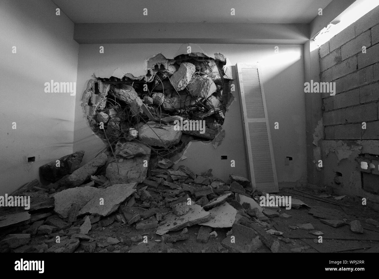 Interior Of Abandoned Damaged Building Stock Photo - Alamy