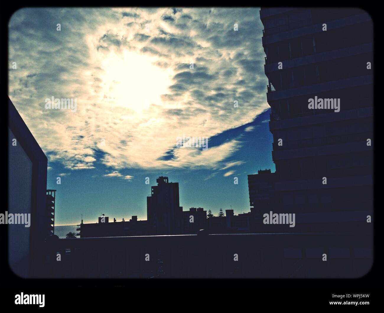Shining city hi-res stock photography and images - Alamy
