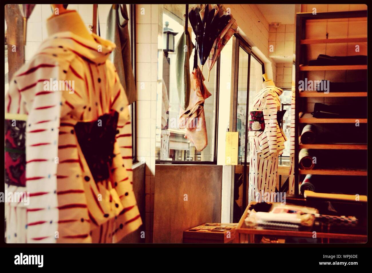 Japanese kimono model hi-res stock photography and images - Alamy