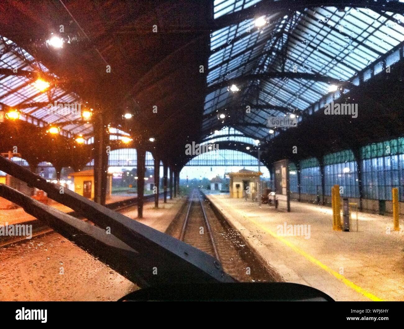 Glass see through platform hi-res stock photography and images - Alamy