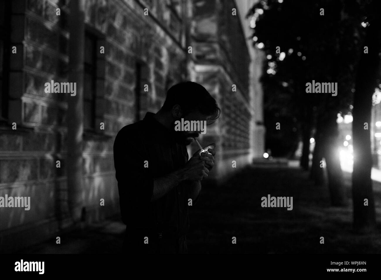 Standing ashtray hi-res stock photography and images - Alamy