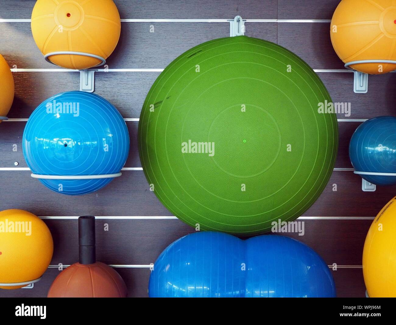 Multi gym hi-res stock photography and images - Alamy