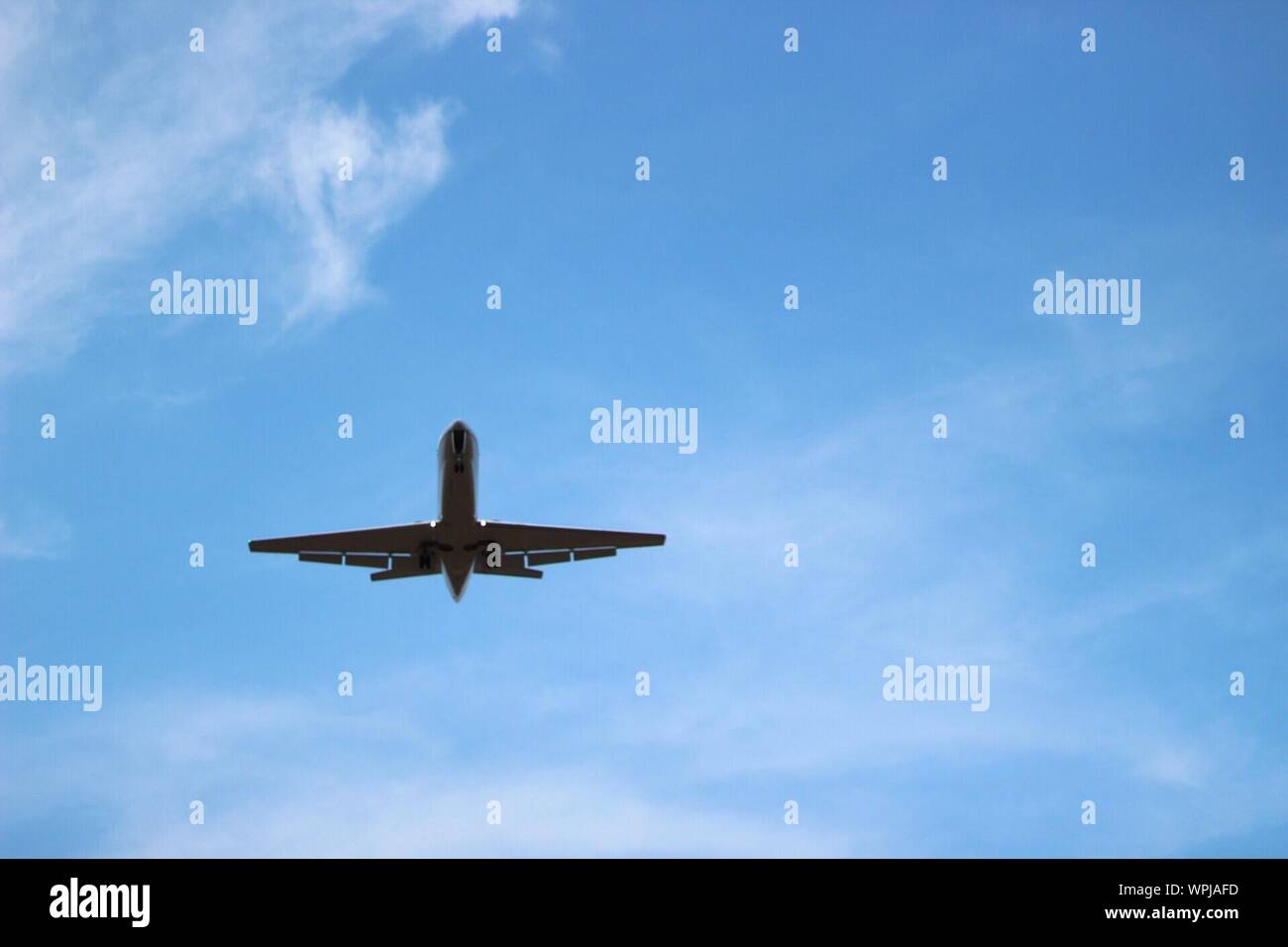 Flying to spain airplane hi-res stock photography and images - Alamy