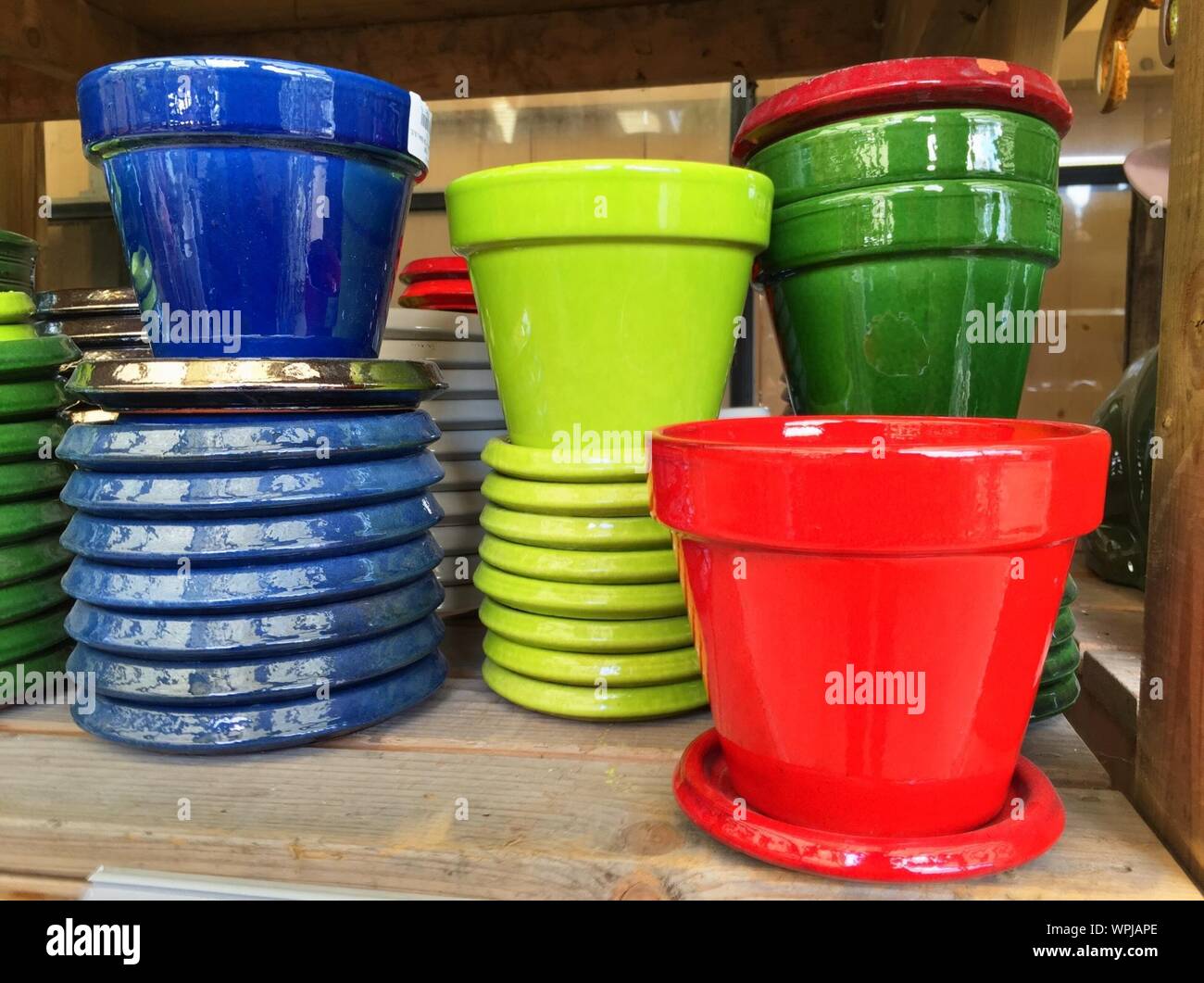 Colorful flower pots hi-res stock photography and images - Alamy