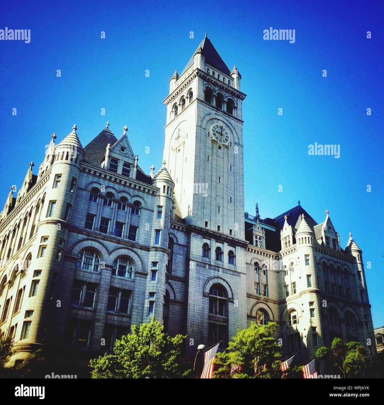 Building victorian town hall hi-res stock photography and images - Alamy