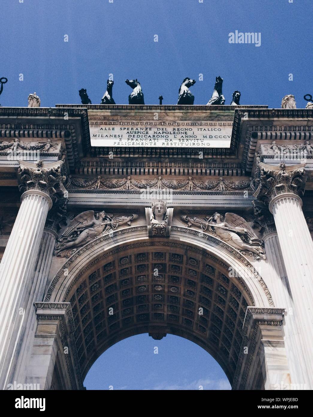 Landmark angle hi-res stock photography and images - Alamy