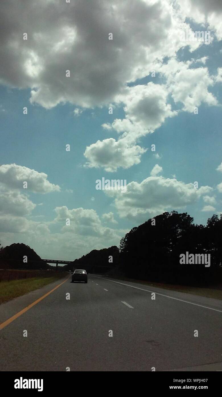 Car empty road hi-res stock photography and images - Alamy