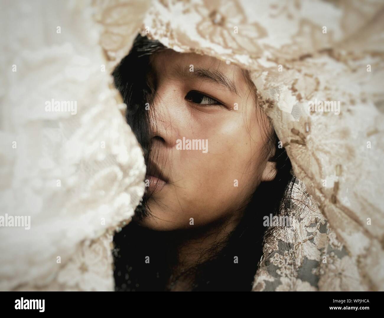 Girl And Veil High Resolution Stock Photography and Images - Alamy