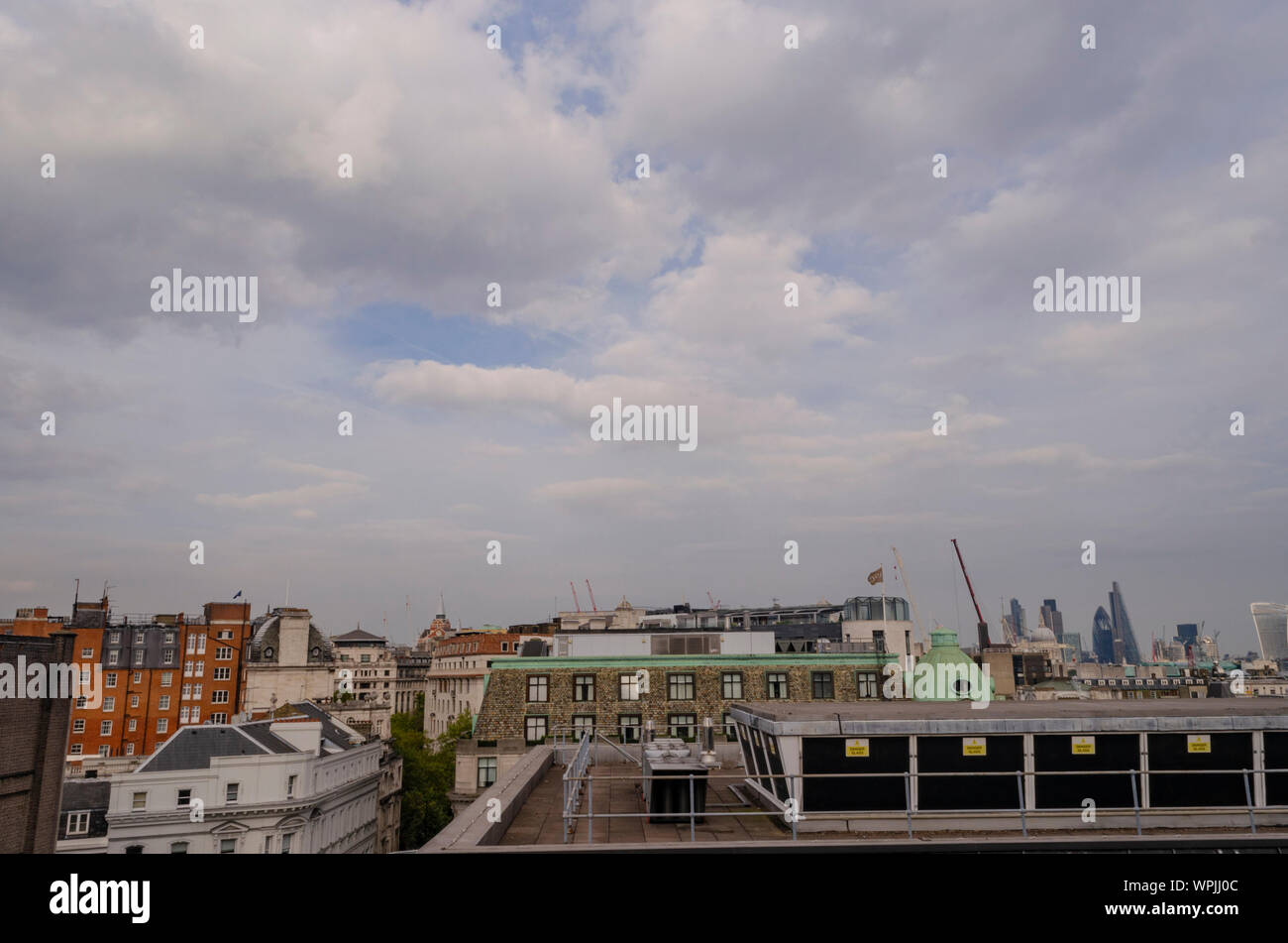 London strand aerial hi-res stock photography and images - Alamy