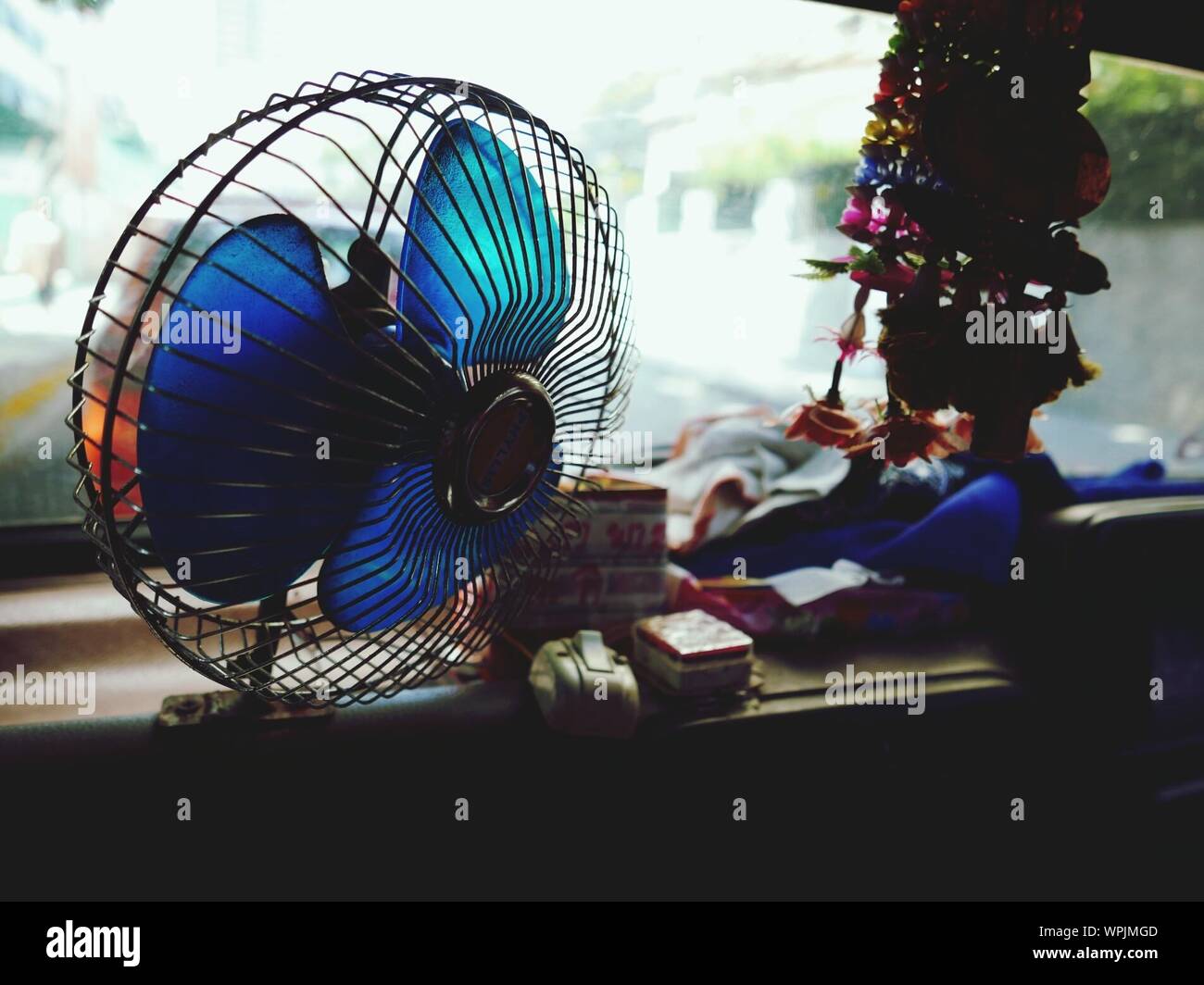 Inside car religion hi-res stock photography and images - Alamy