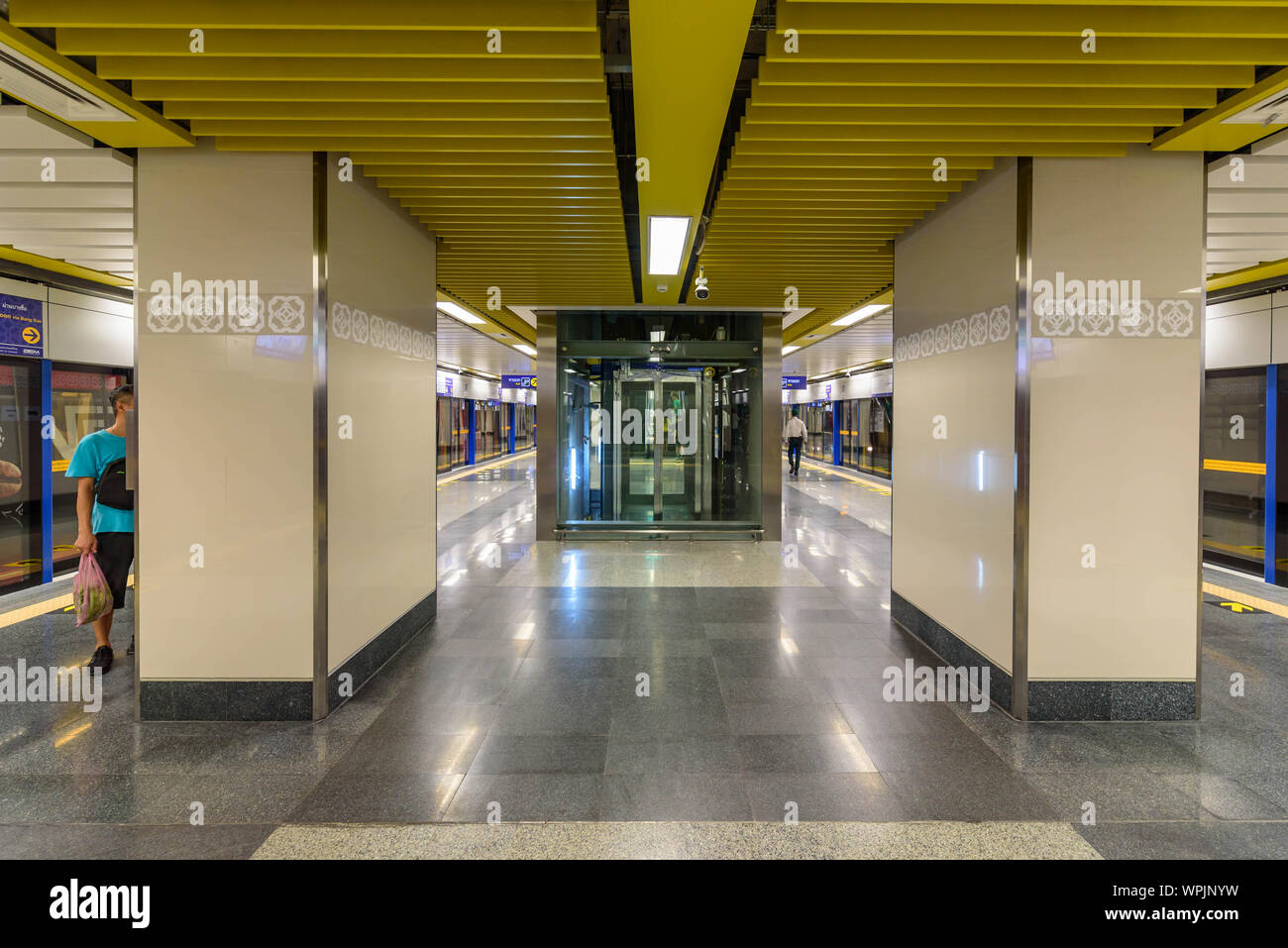 Bangkok , Thailand - 16 Aug, 2019 : Beautifull Wall sculpture of ...