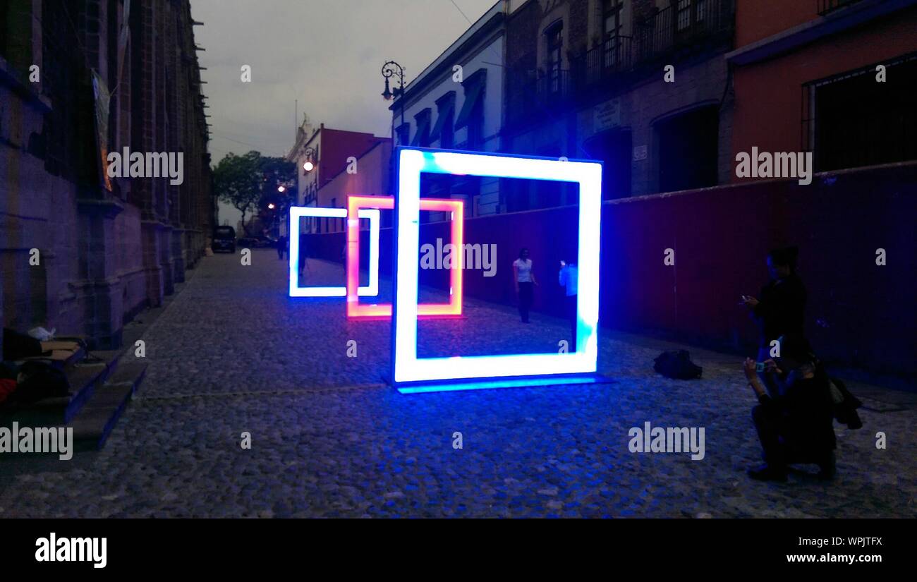 Street shapes hi-res stock photography and images - Alamy