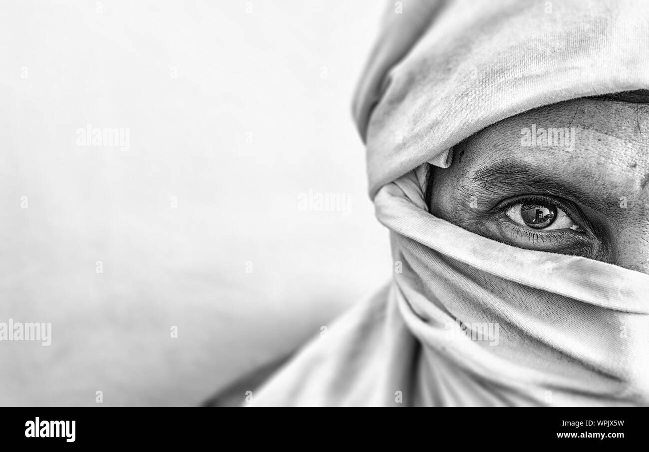 Portrait man face hi-res stock photography and images - Alamy