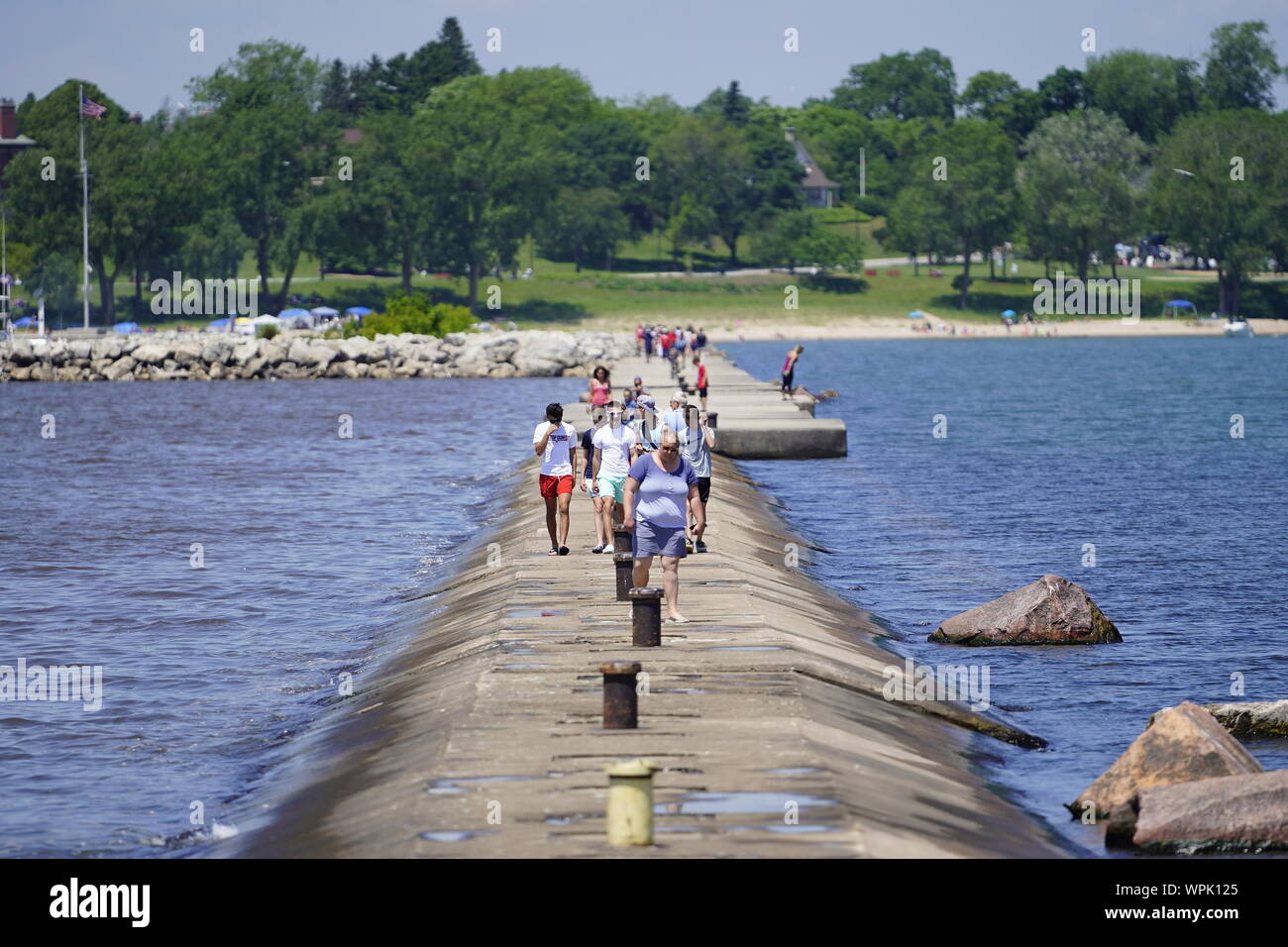 lake, lighthouse, morning, sheboygan, sunrise, wisconsin, blue harbor ...