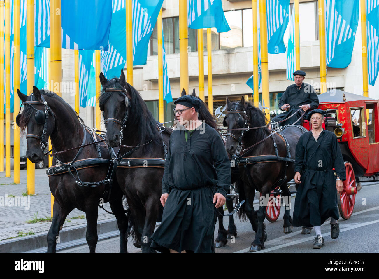 Ommegang Brussels Charles Quint history tradition religious parade ...