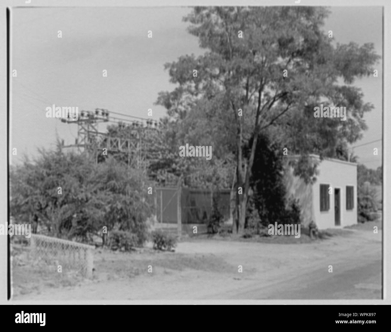 Commercial power generation hi-res stock photography and images - Alamy