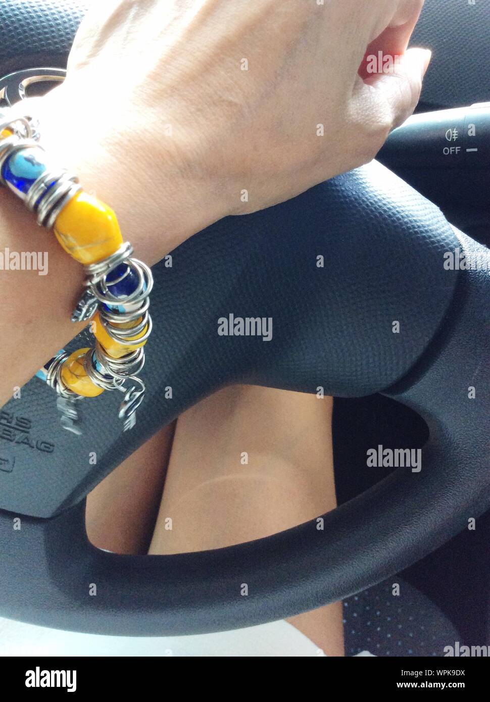 Car with legs hi-res stock photography and images - Alamy