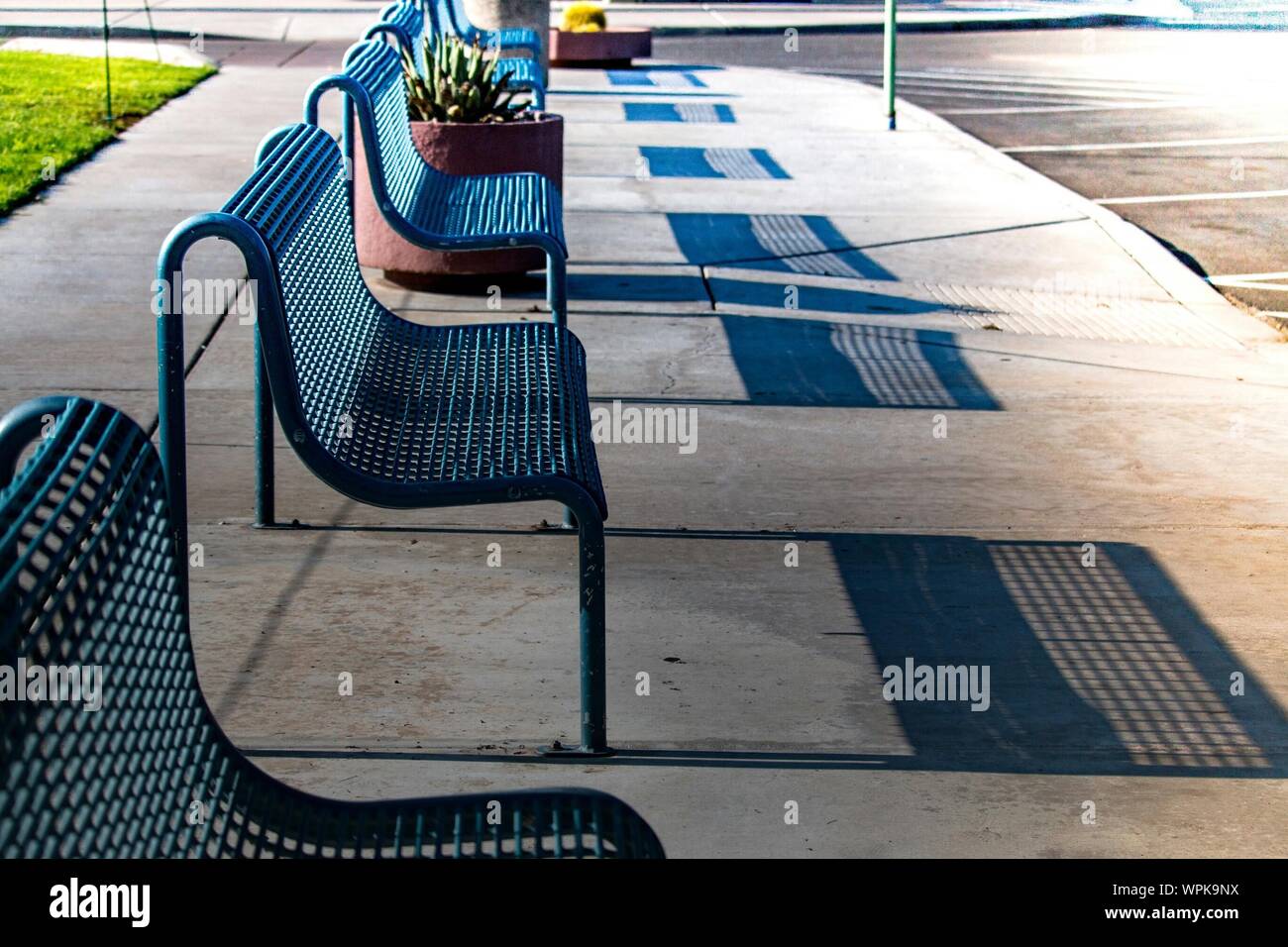 Blue benches hi-res stock photography and images - Alamy
