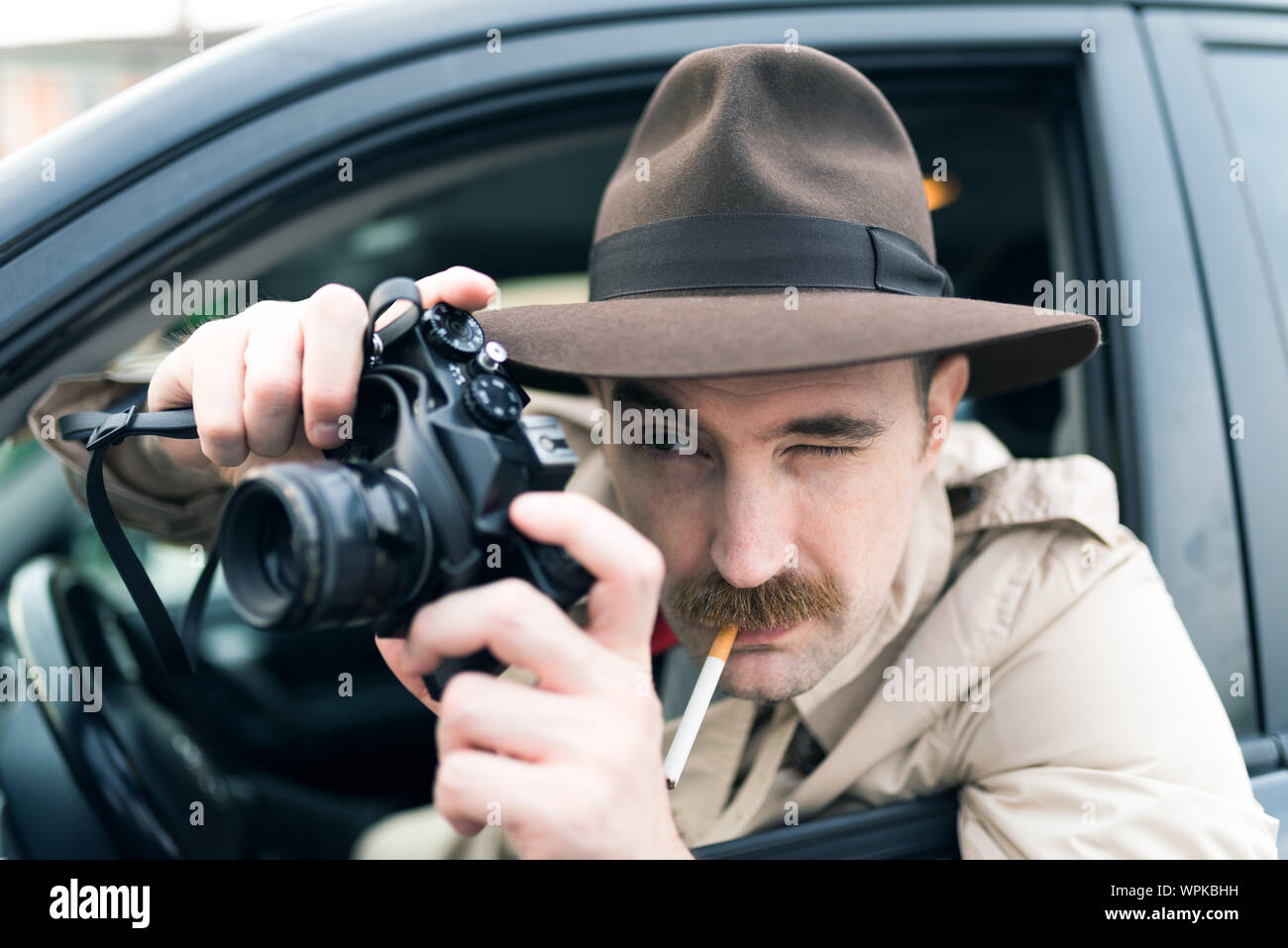Spy camera coat hi-res stock photography and images - Alamy