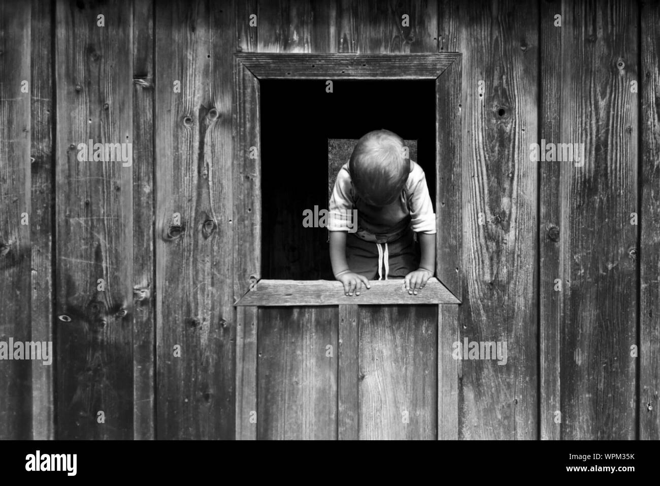 Log cabin architecture Black and White Stock Photos & Images - Alamy