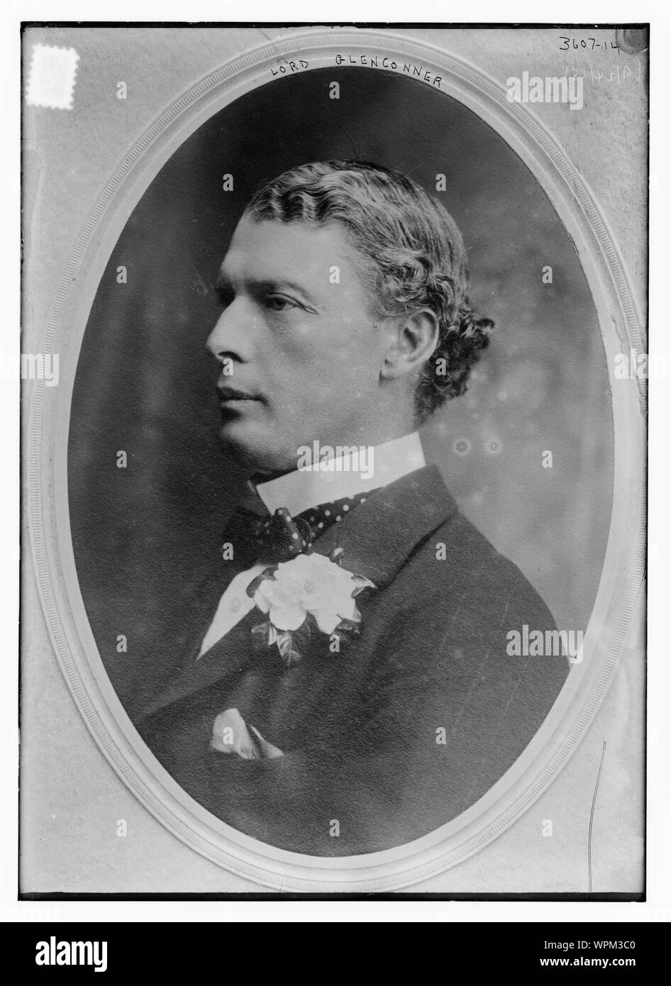 Lord glenconner hi-res stock photography and images - Alamy