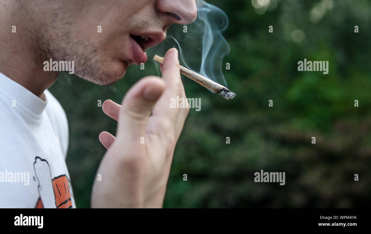 Man smoking weed hi-res stock photography and images - Alamy