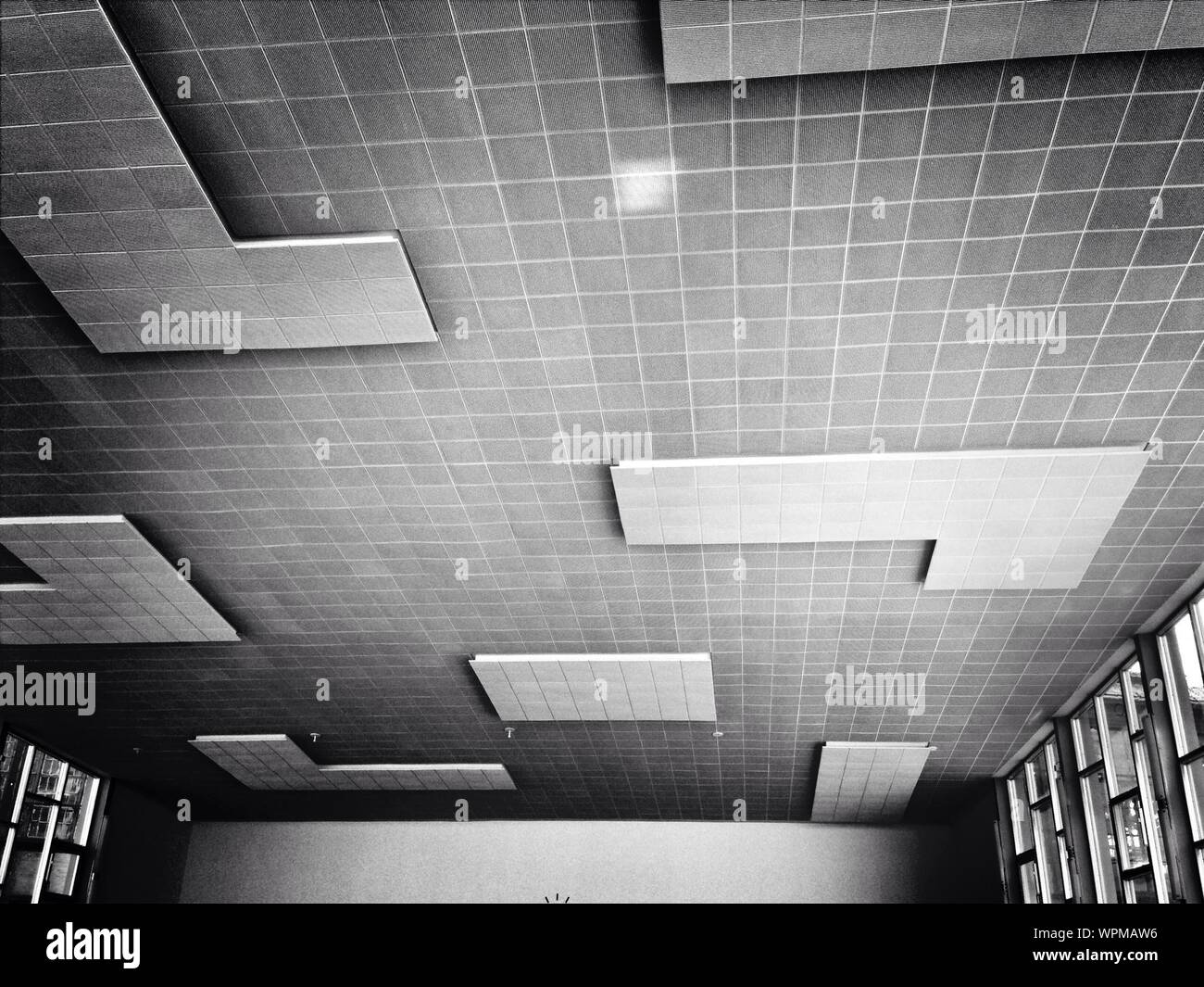 Tile ceiling hi-res stock photography and images - Alamy