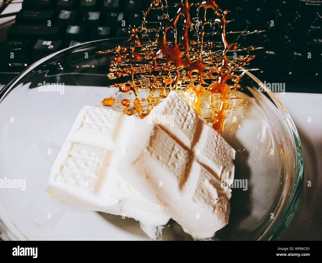 Spun sugar hi-res stock photography and images - Alamy