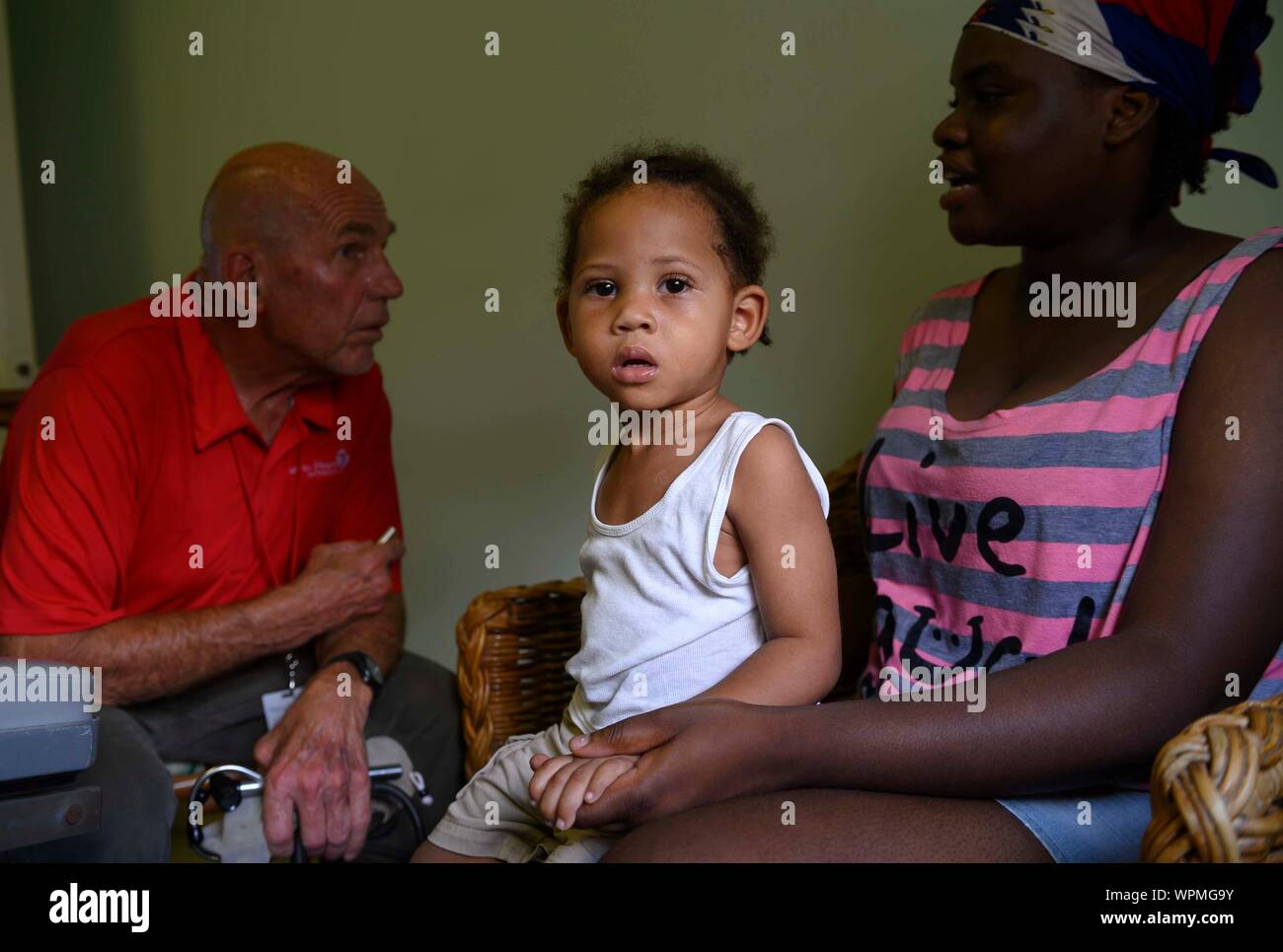 Treasure Cay, ABACO, BAHAMAS. 9th Sep, 2019. Dr. George Pohlman of ...