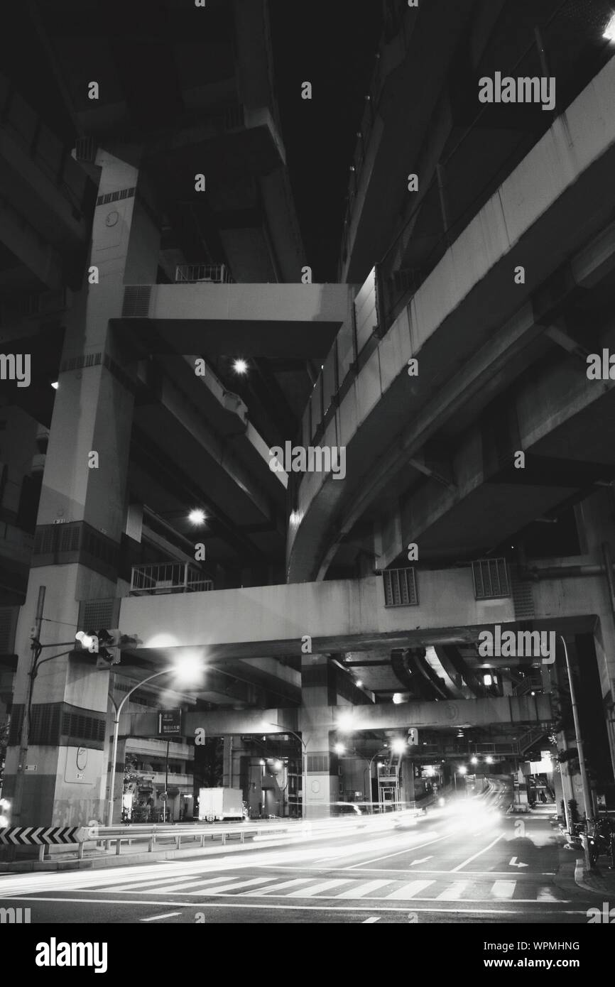 Road under building hi-res stock photography and images - Alamy