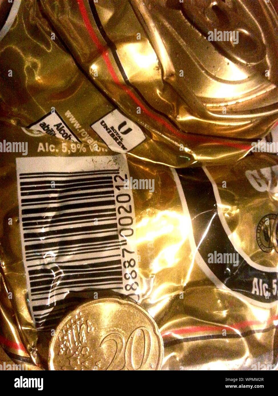 Gold coin hi-res stock photography and images - Alamy