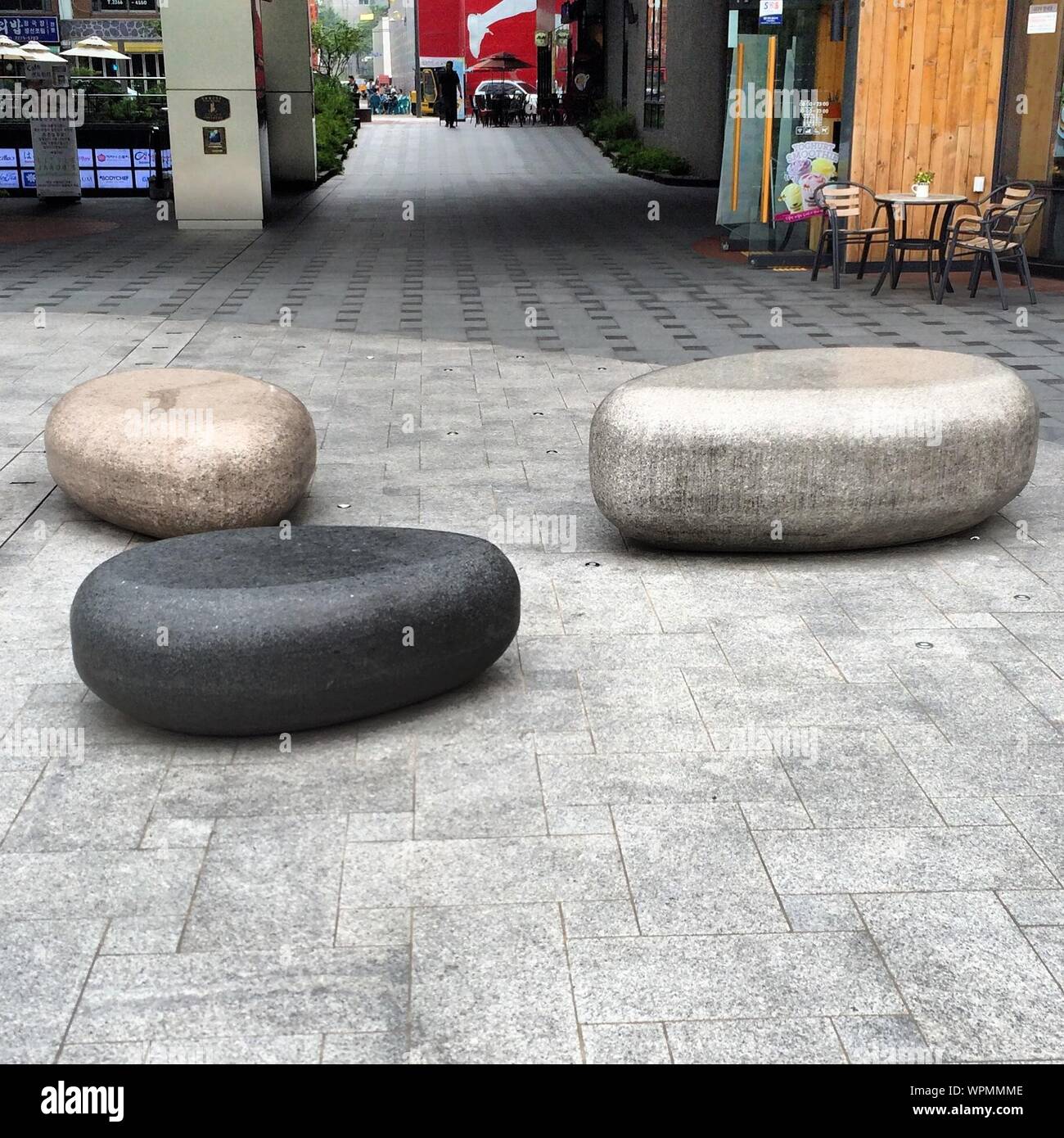 Building exterior polished stone hi-res stock photography and images ...