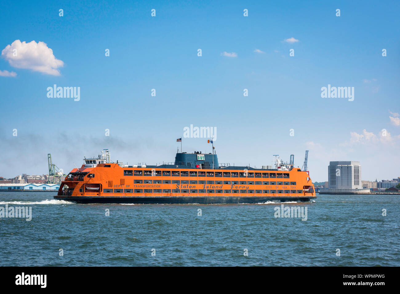 Staten Island Ferry, view of a Staten Island ferry ship sailing across ...