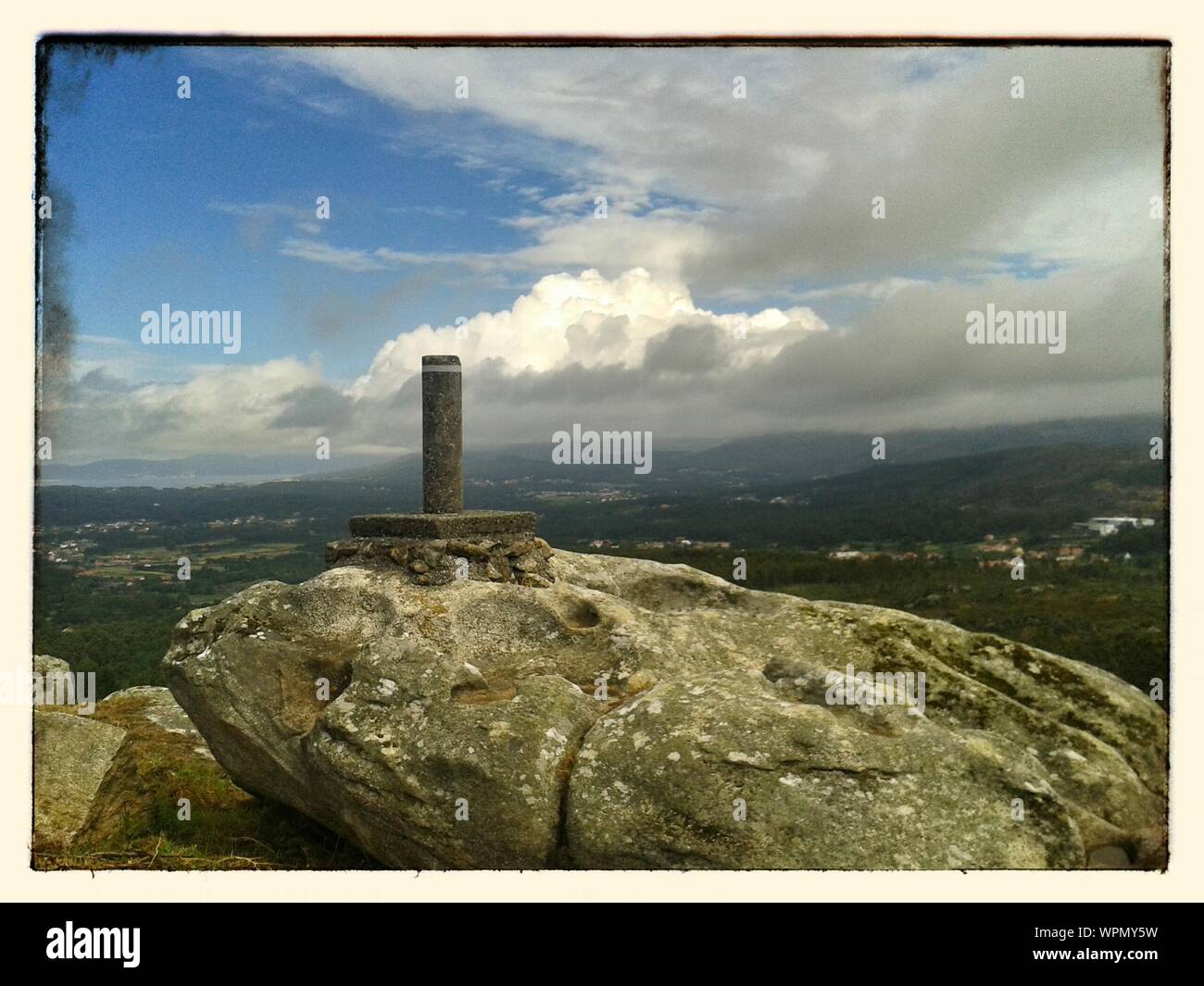 Memorial rock hi-res stock photography and images - Alamy