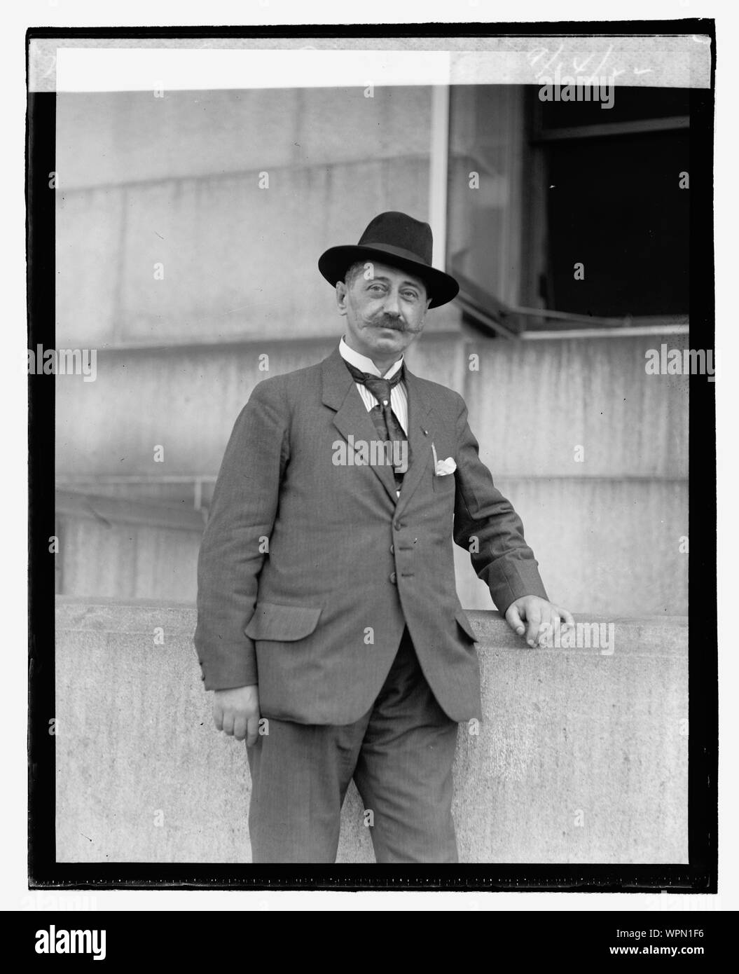 9 22 14 Cut Out Stock Images & Pictures - Alamy