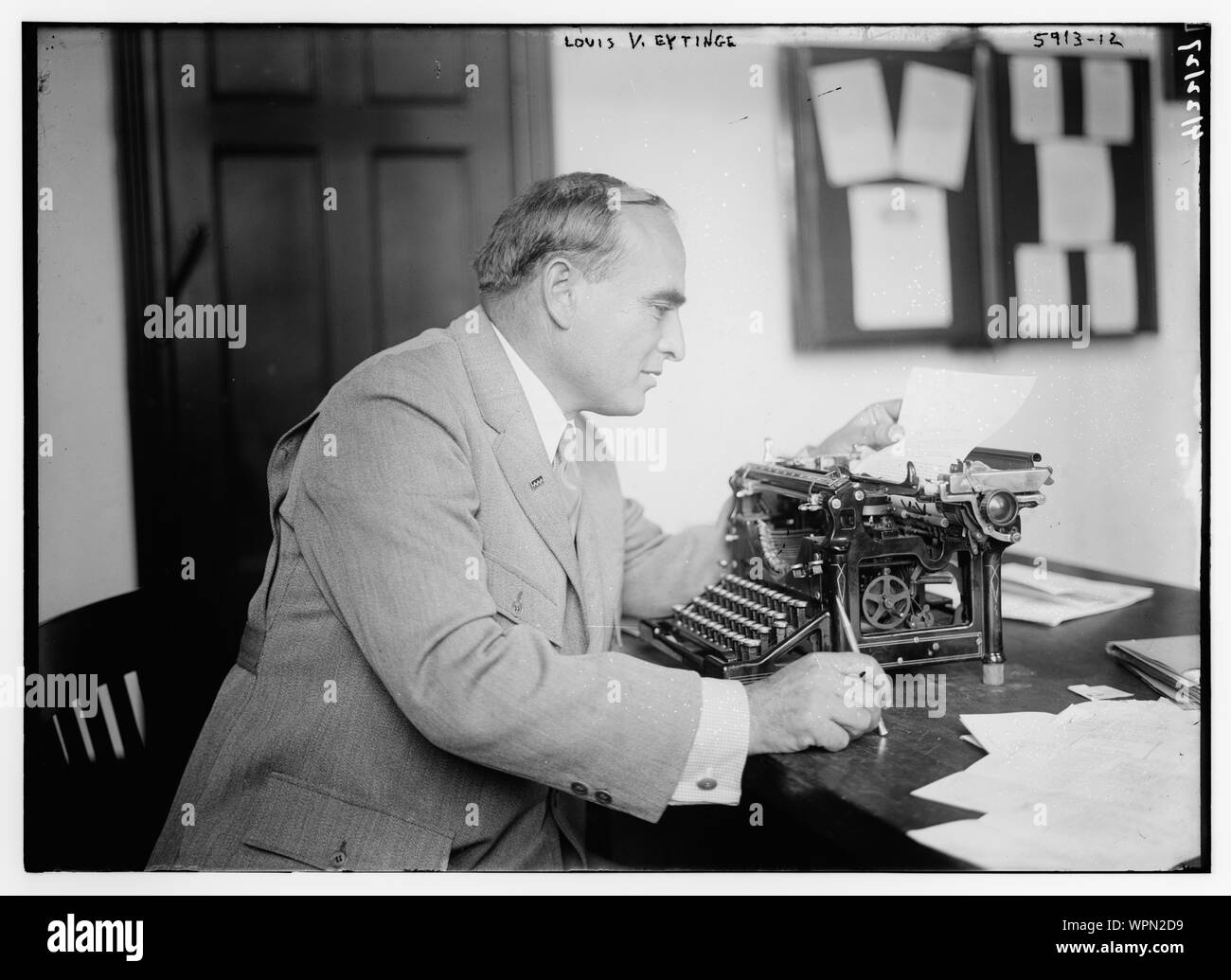 Louis v hi-res stock photography and images - Alamy