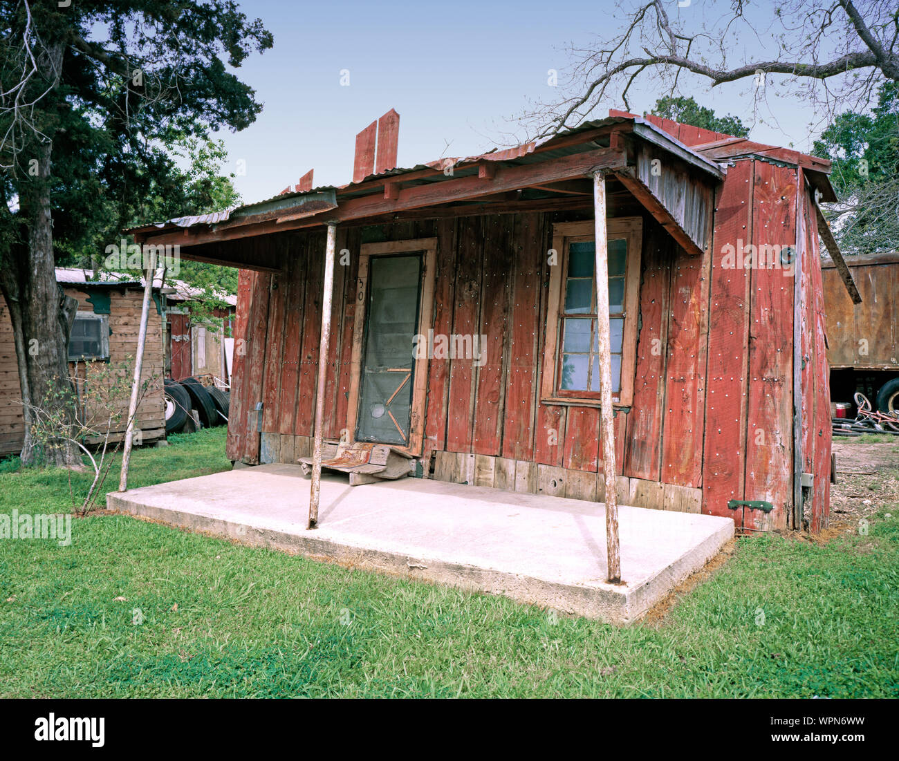 Louisiana lean-to shack Stock Photo - Alamy