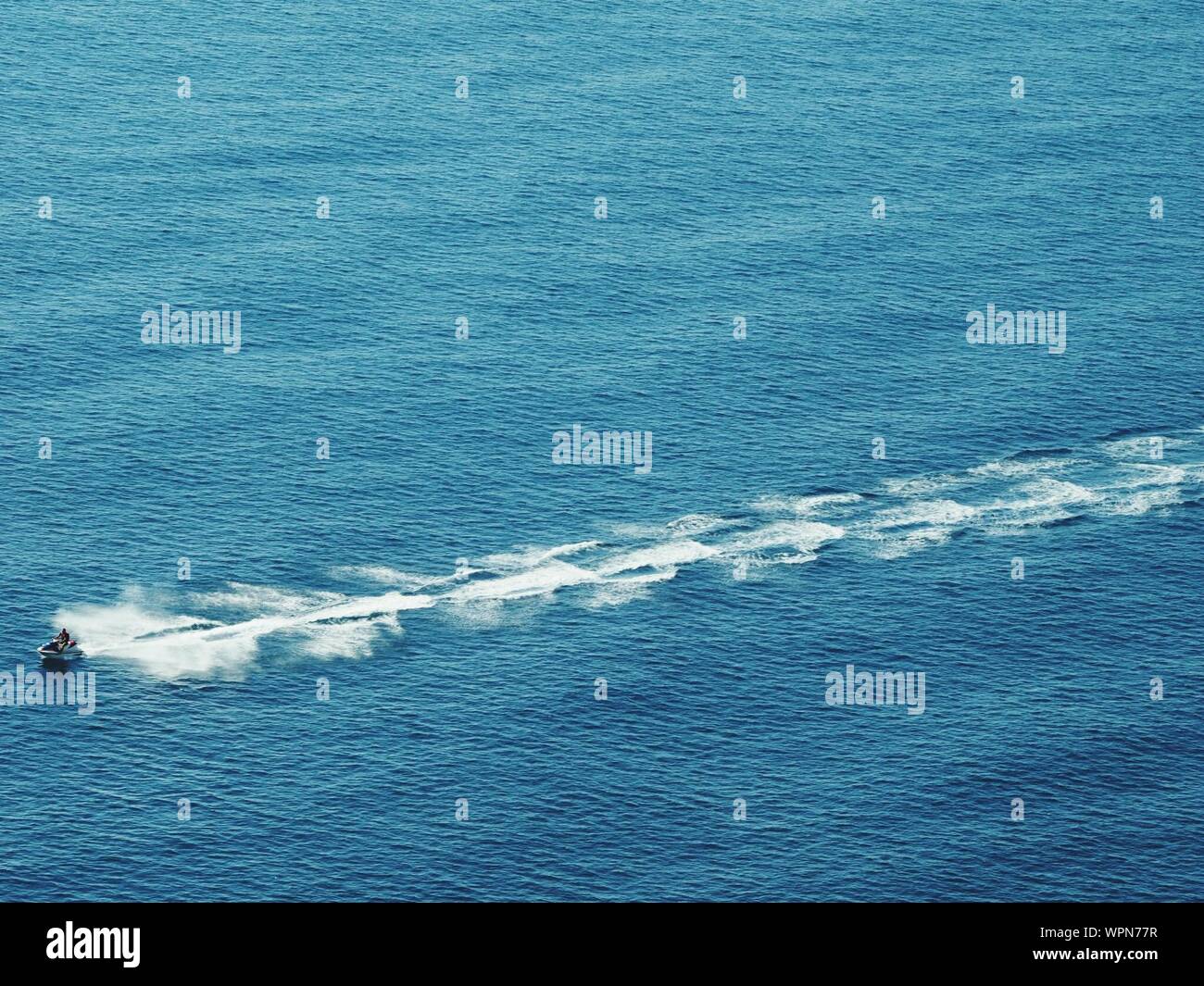 Speed boat riding hi-res stock photography and images - Alamy