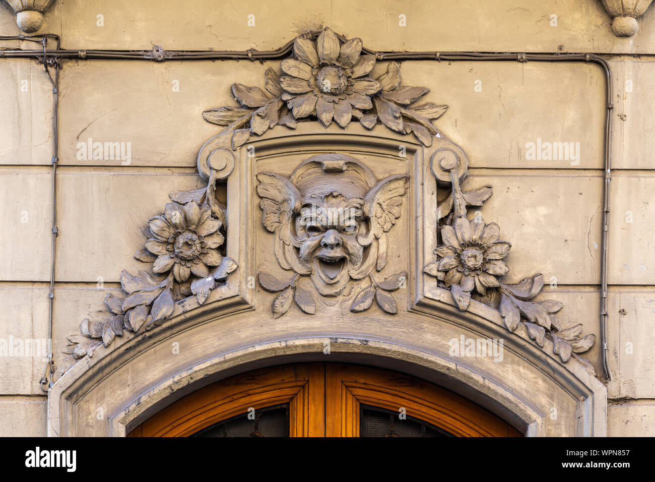 Grotesque architecture hi-res stock photography and images - Alamy