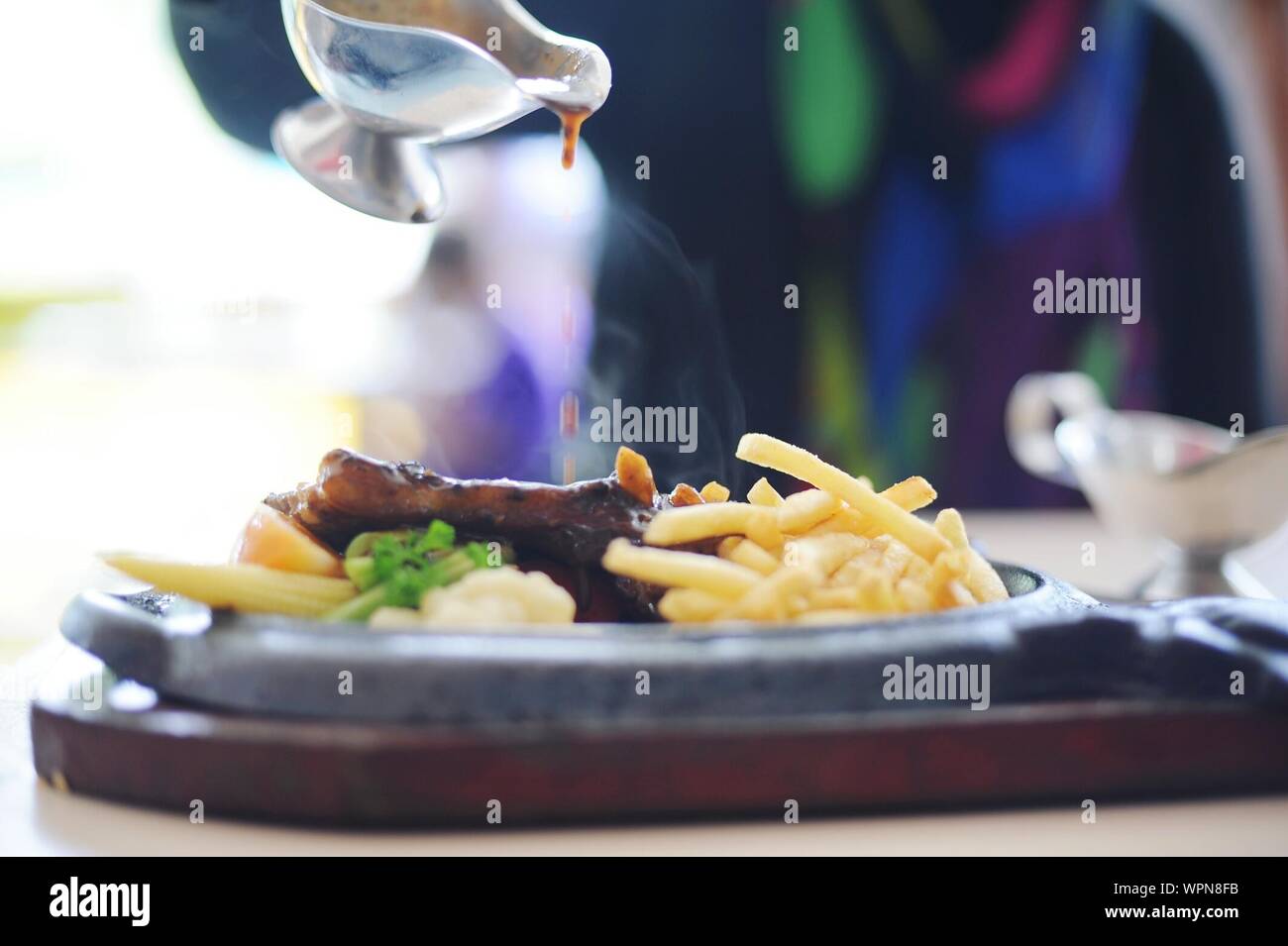 Dinner plate size hi-res stock photography and images - Alamy