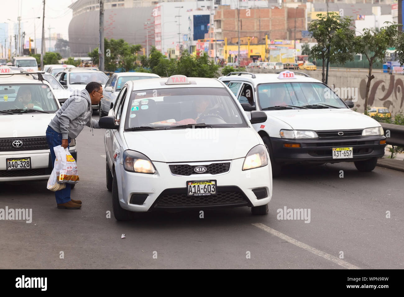 Taxi Peru Stock Photos & Taxi Peru Stock Images - Alamy