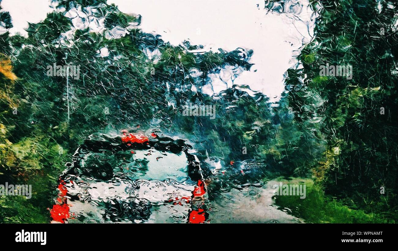 Cars Running High Resolution Stock Photography and Images - Alamy